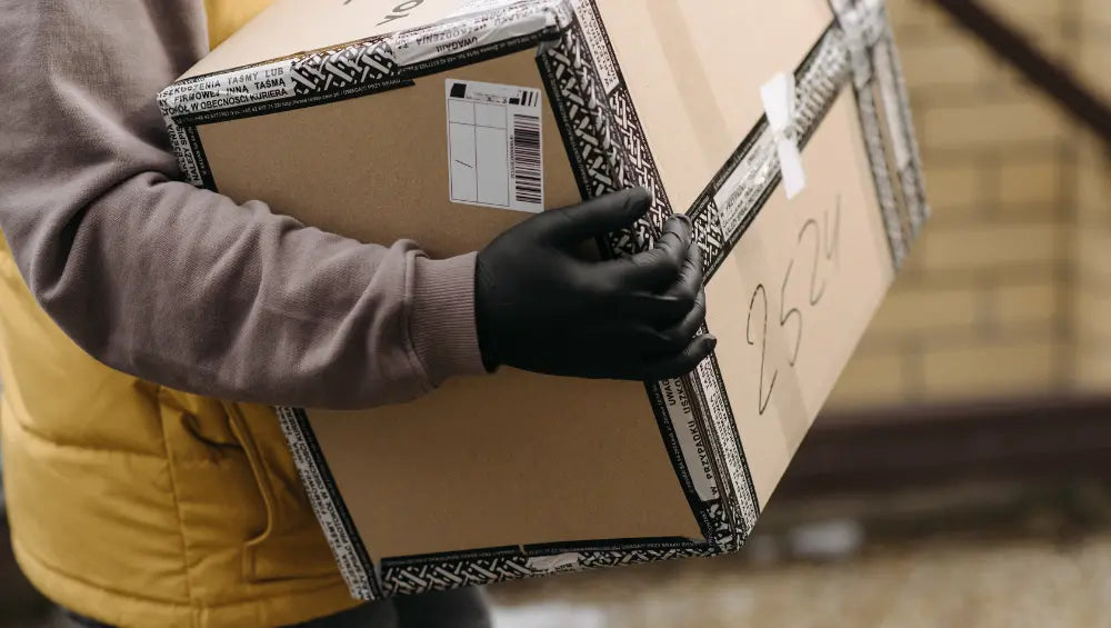 Wie wird ein großes und schweres Paket für den Versand richtig verpackt ...